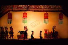 Karilyo - Mga Pahina [1] - World ensiklopediko kaalaman